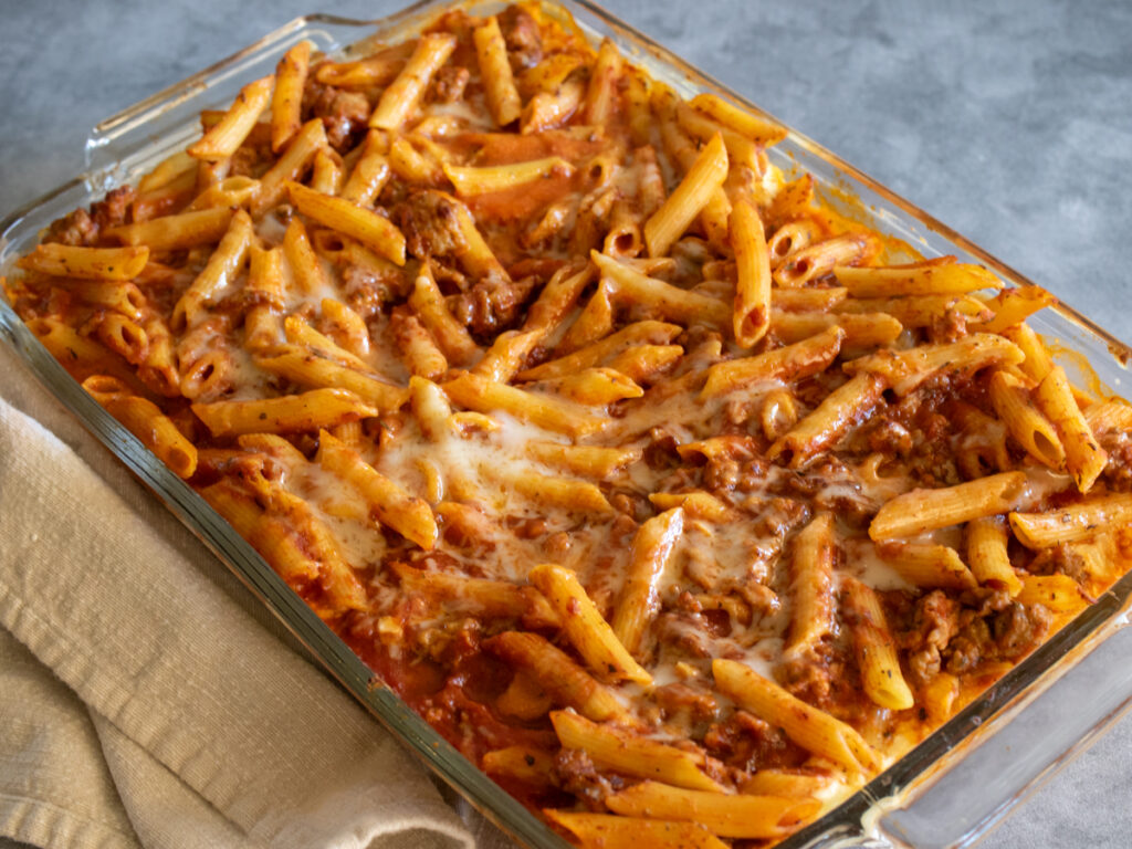 Oven-baked Mostaccioli con Ricotta Recipe